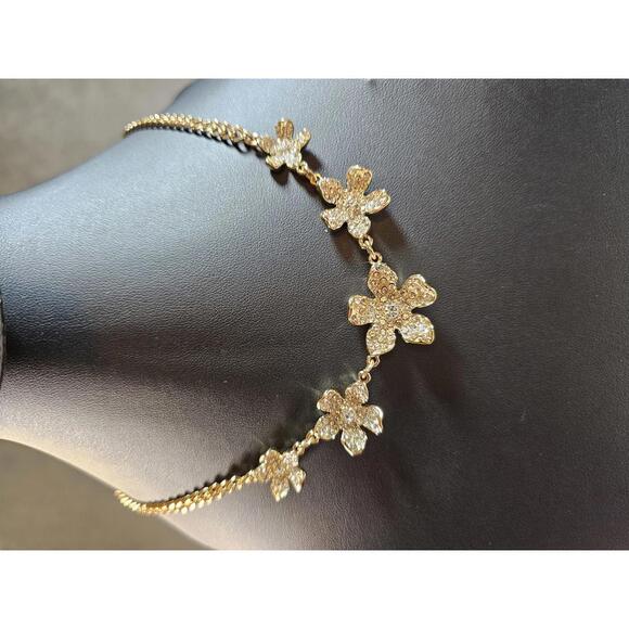 Lilly Pulitzer | Jewelry | Lilly Pulitzer Floral Necklace Elegant Gold ...